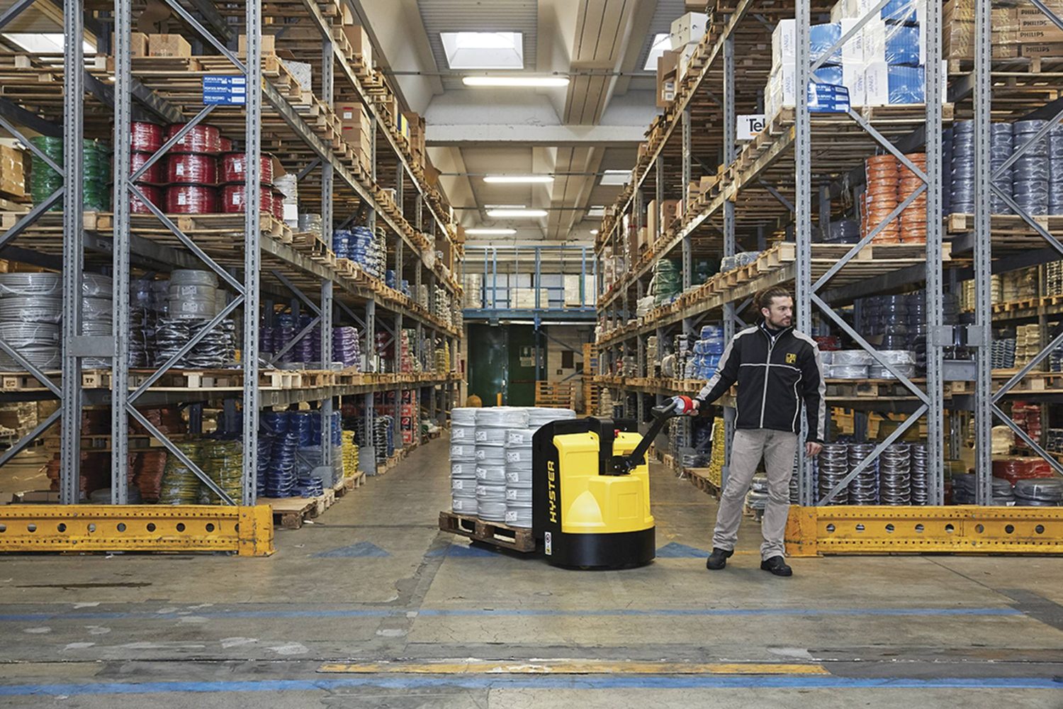 p1-6-2-2-pedestrian-pallet-truck-app1 - SVS Stapler - Gabelstapler ...